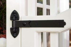 Wood - Snug Cottage Hardware